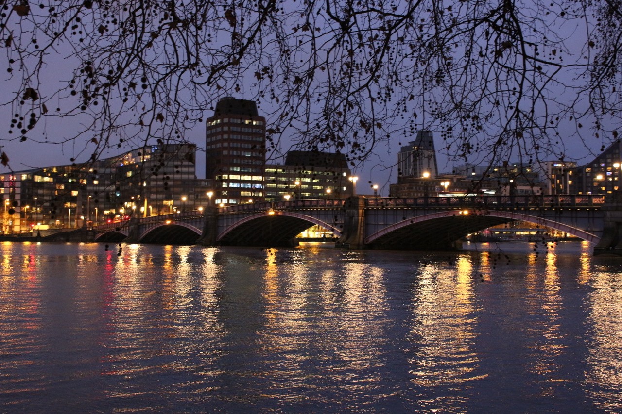 Notes on Lambeth Bridge – Ebb & Flow