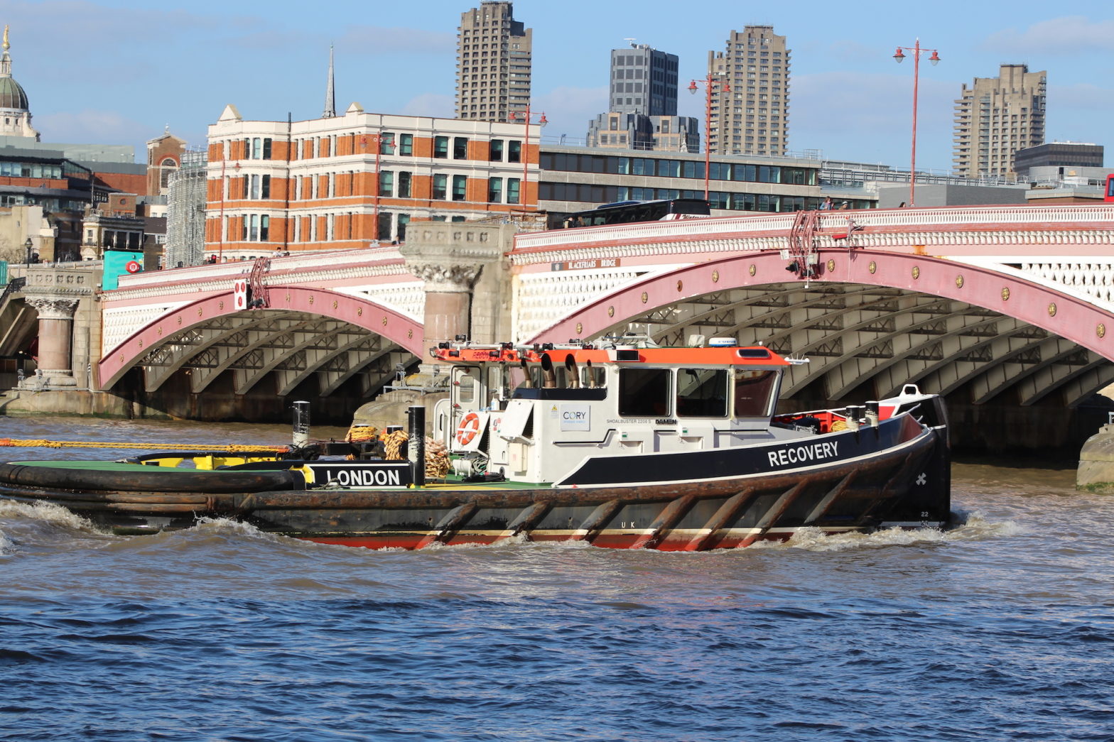 Tugs on the Tidal Thames 2 – Ebb & Flow