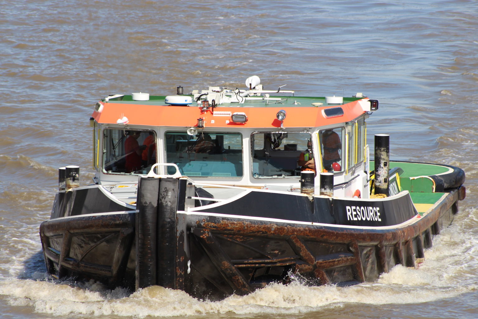Tugs on the Tidal Thames 2 – Ebb & Flow