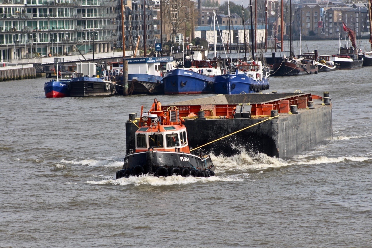 Tugs on the Tidal Thames 1 – Ebb & Flow